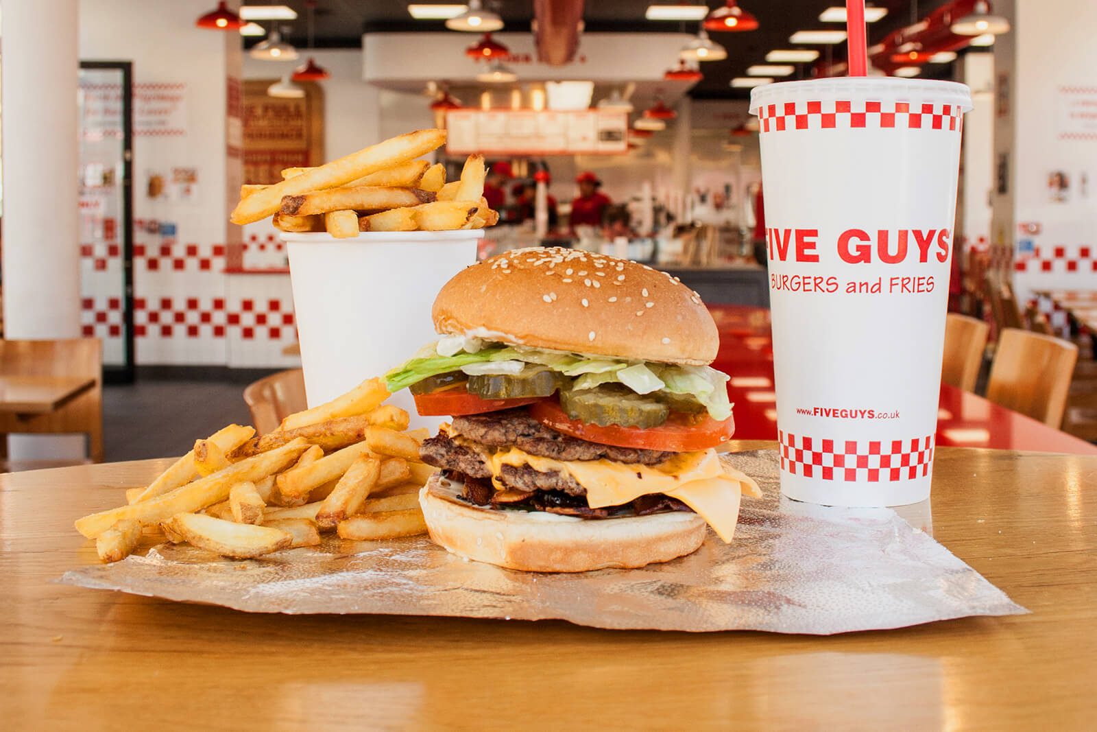 Five Guys - Cotswolds Designer Outlet